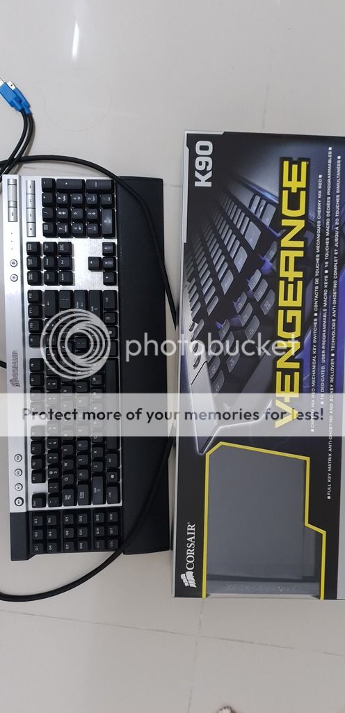 WTS:Corsair K90 mechanical keyboard